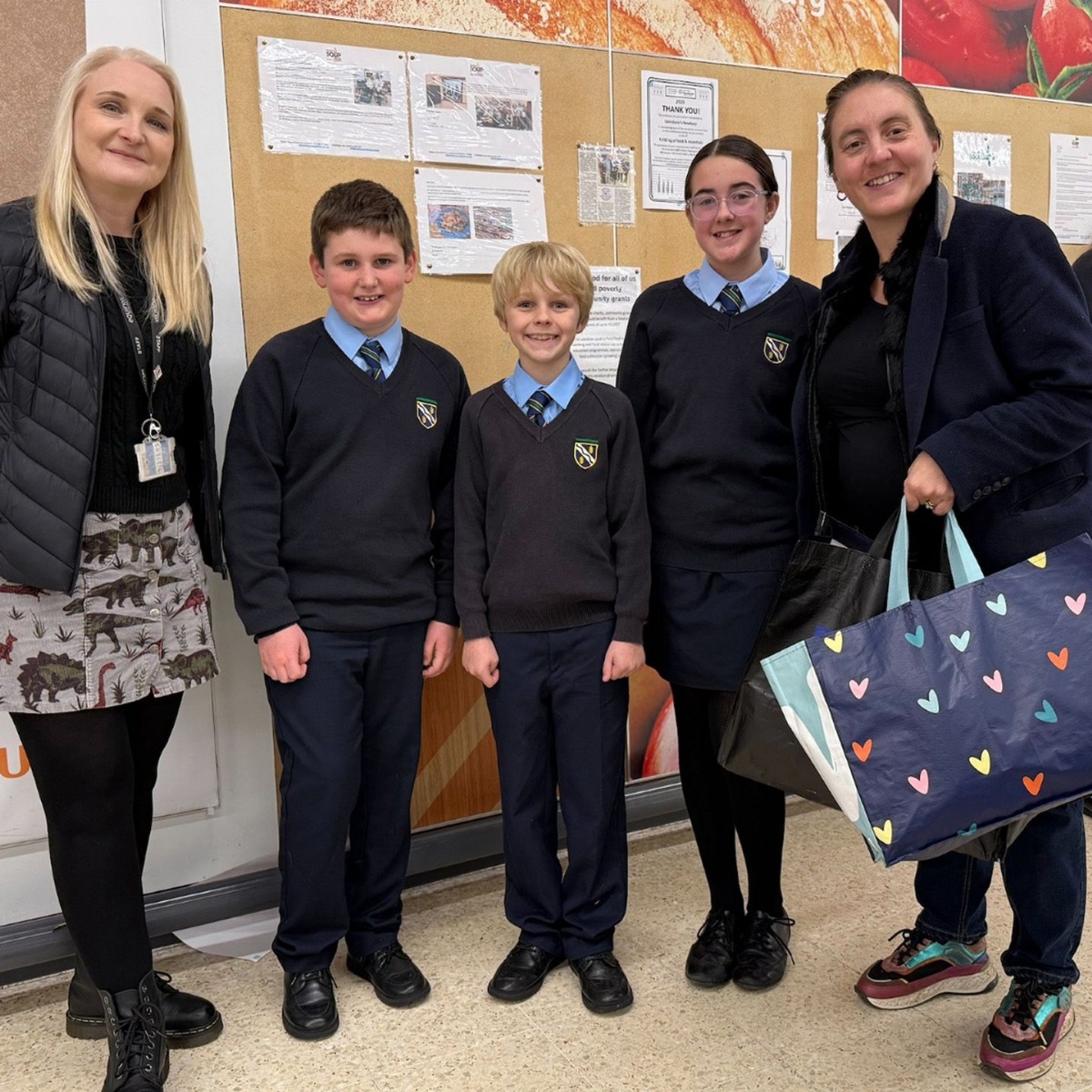 Kennet School - Year 7s Pack Their Bags for Over 80s Parcel Fund